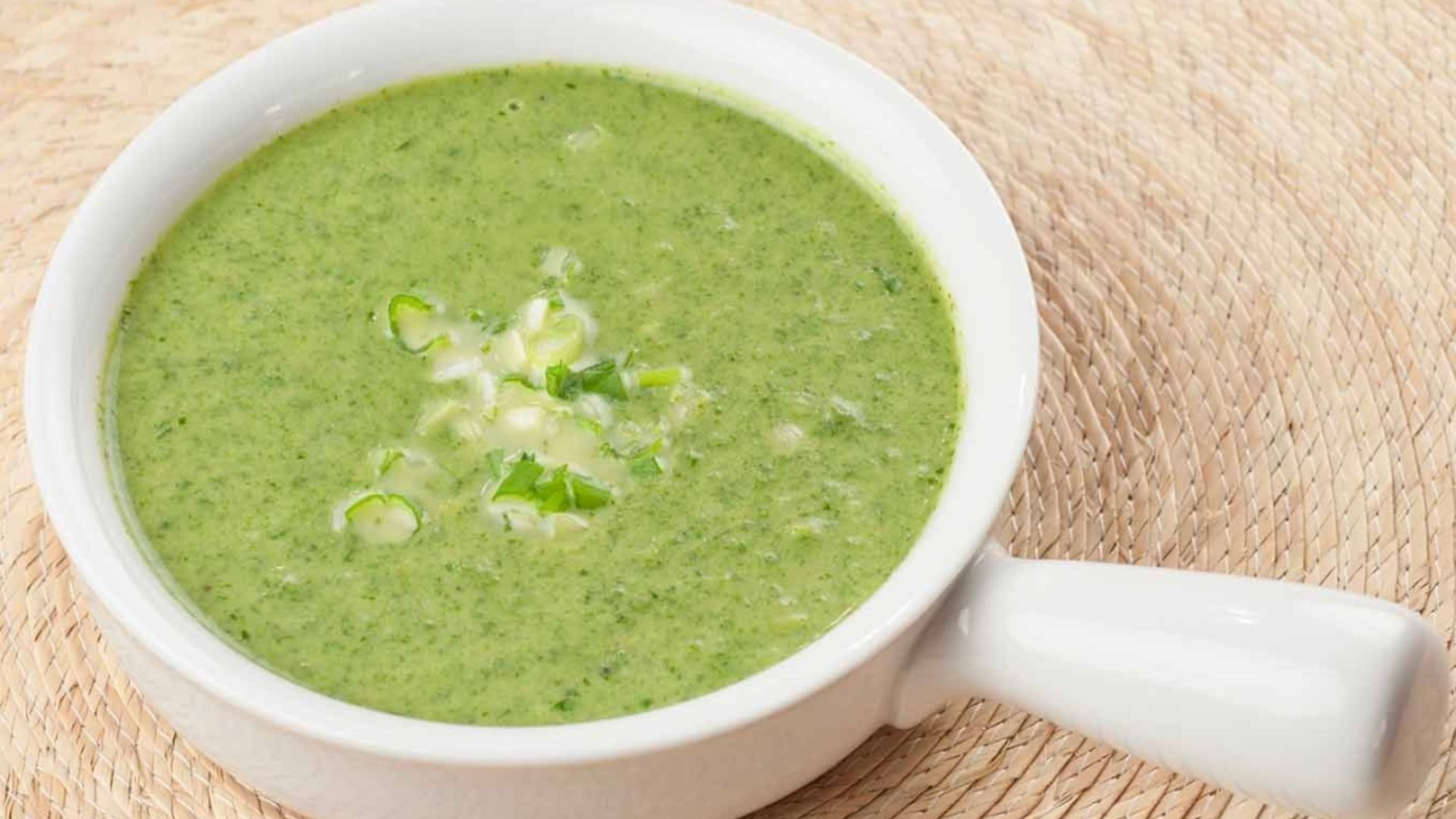 6 công thức cháo hạt ăn dặm hỗ trợ bé phát triển trí não